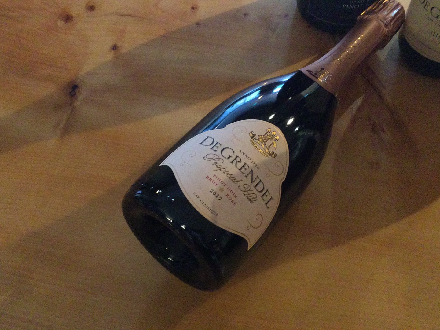 De Grendel Proposal Hill Méthode Cap Classique Brut Rosé 2018 – Cellar ...